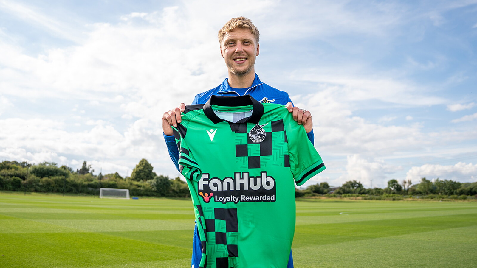 Bristol Rovers sign midfielder Jamie Lindsay | Bristol Rovers FC